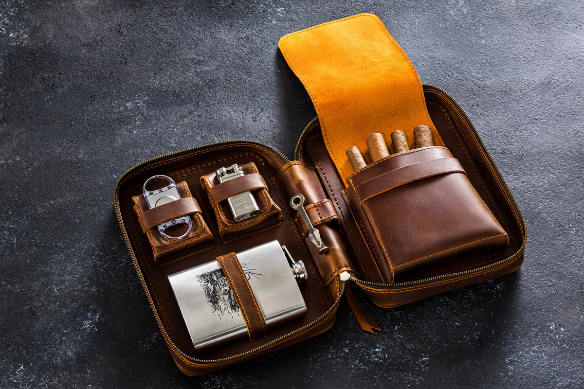 Chestnut Leather Cigar Travel Case with Flask Slot | Custom Engraved G ...